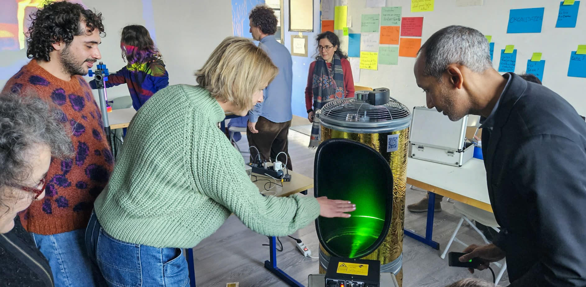 Presentation at ESA – When Science meets Art – Laboratoire de Physico ...